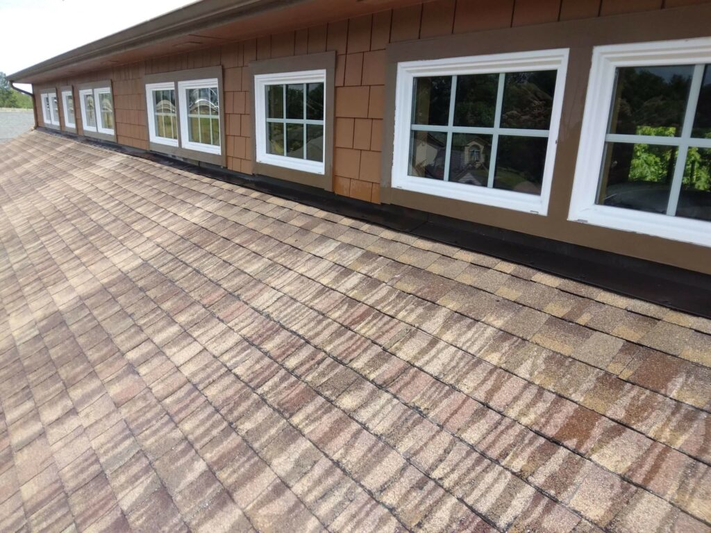 Gutter Cleaning and Roof Cleaning in Eugene, OR | Cutting Edge